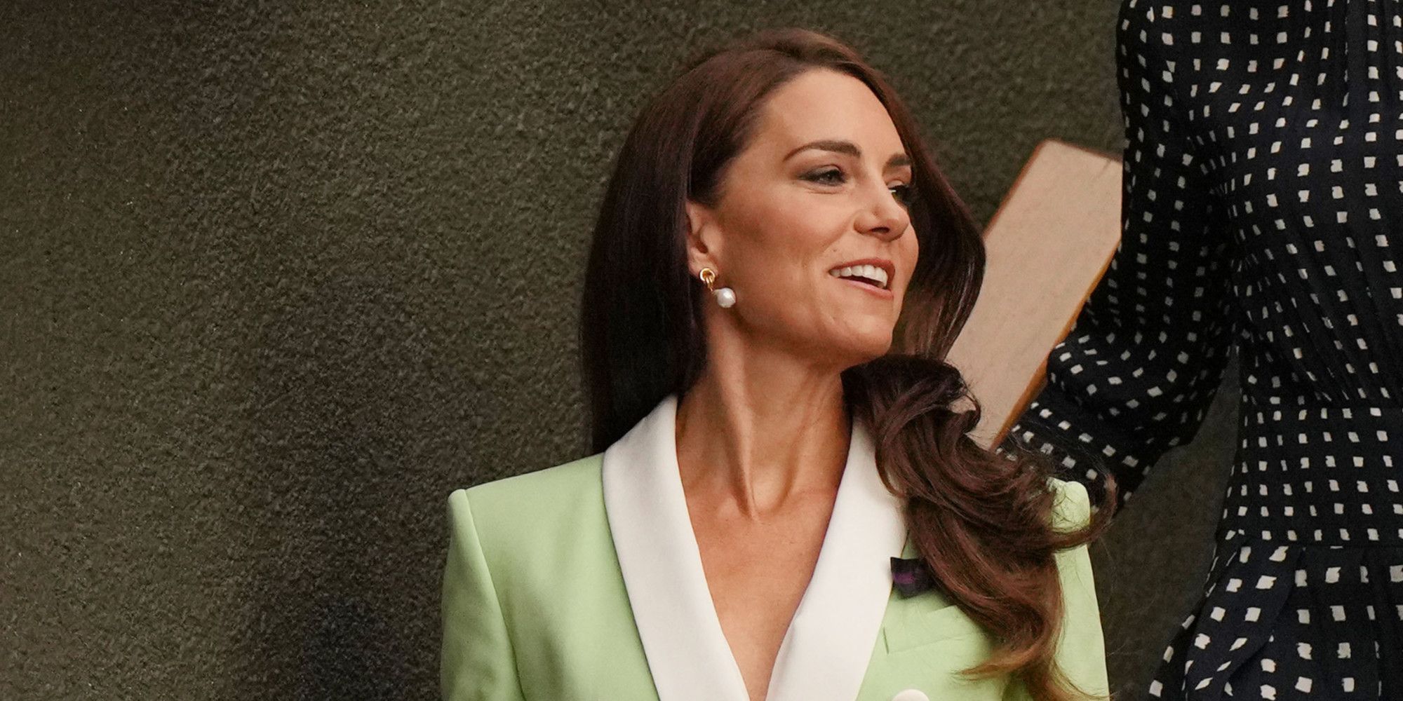 Kate Middleton réapparaît enfin, la princesse souriante aux côtés de ...