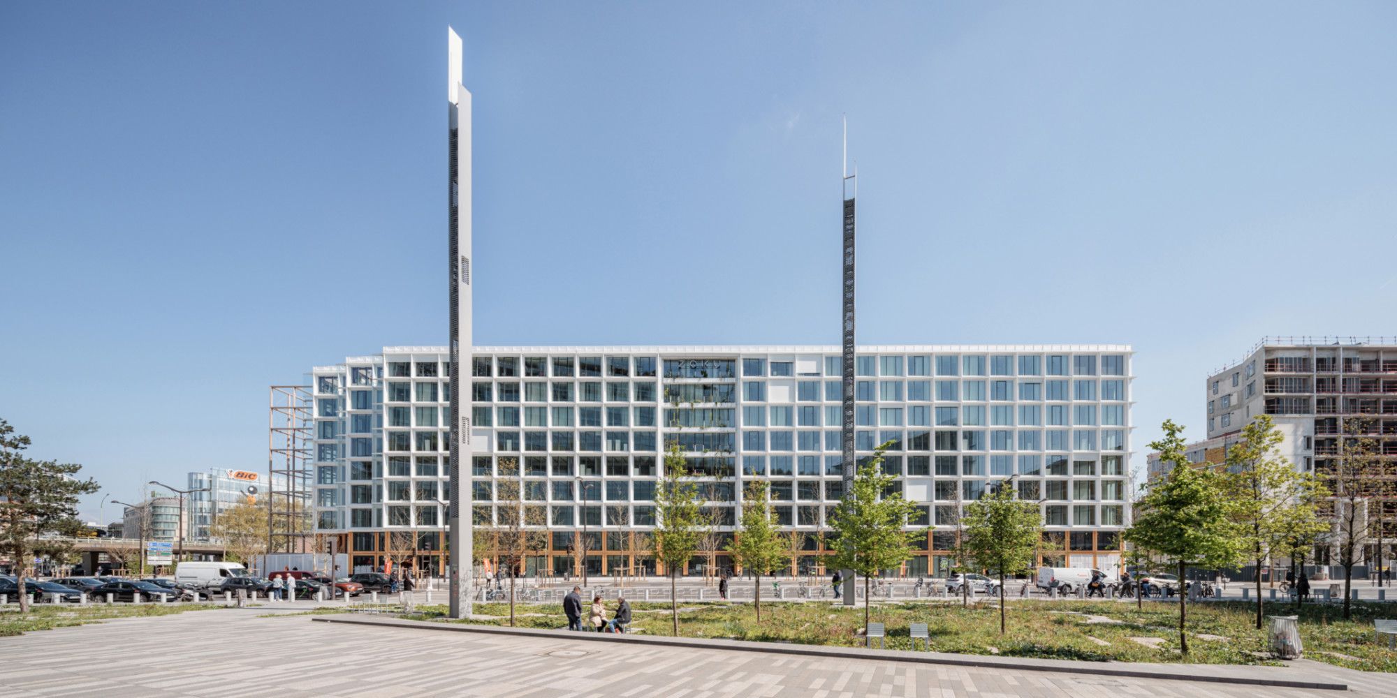 Structure en bois, façade végétale, ferme urbaine... À la découverte du ...