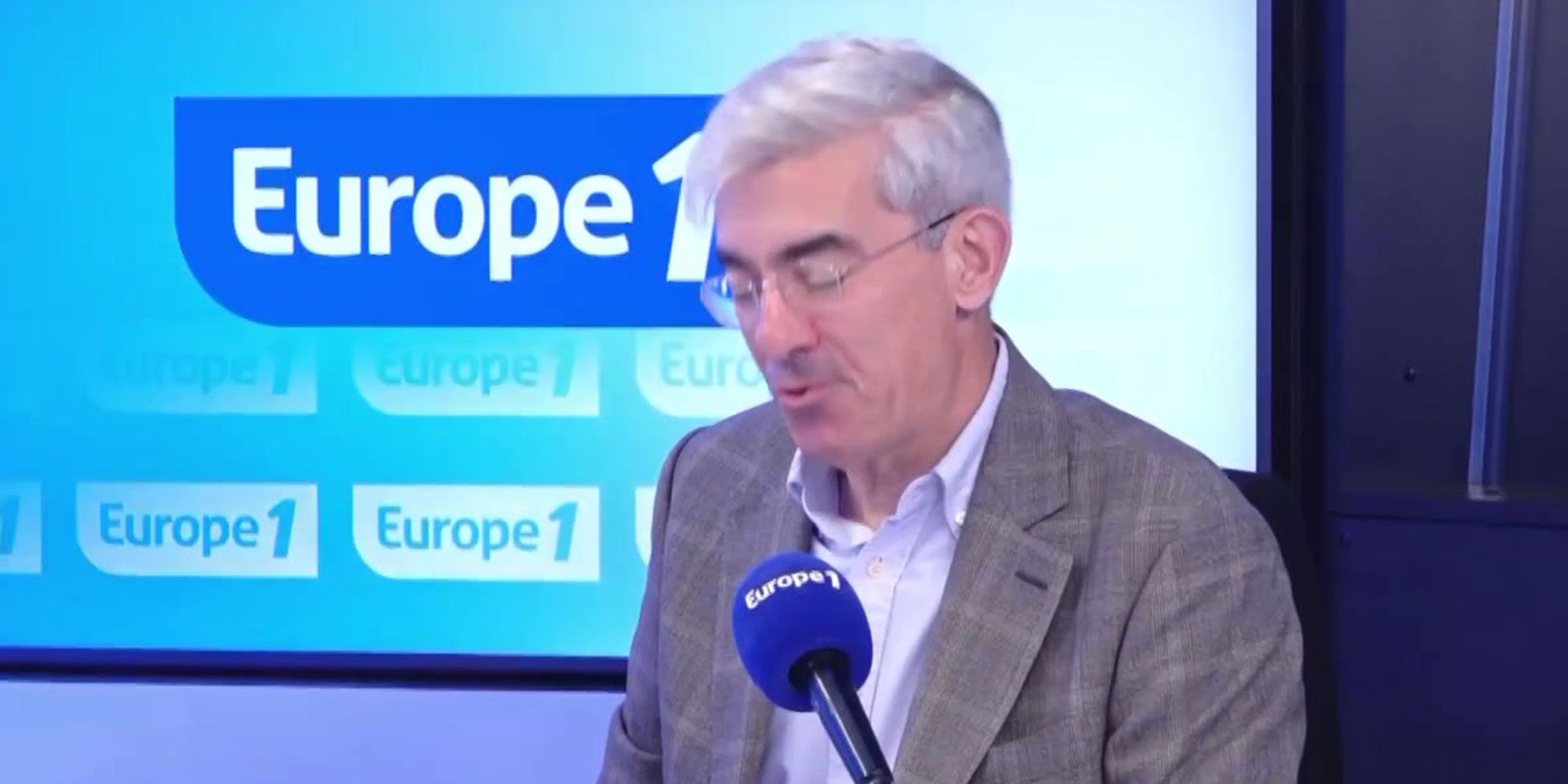 Loi ZAN : Emmanuel Macron dans le piège du climat