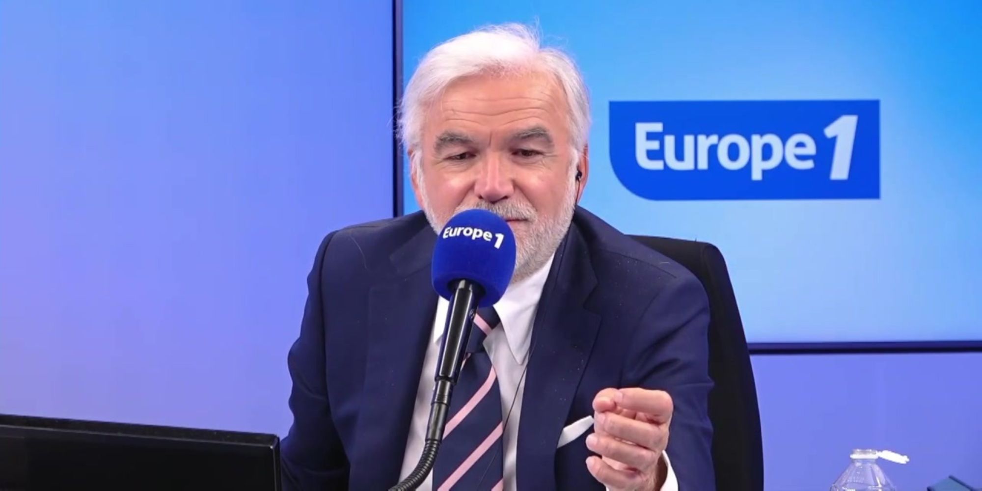 Pascal Praud et vous - Refus d'obtempérer, gouvernement, Stéphane Bern ...