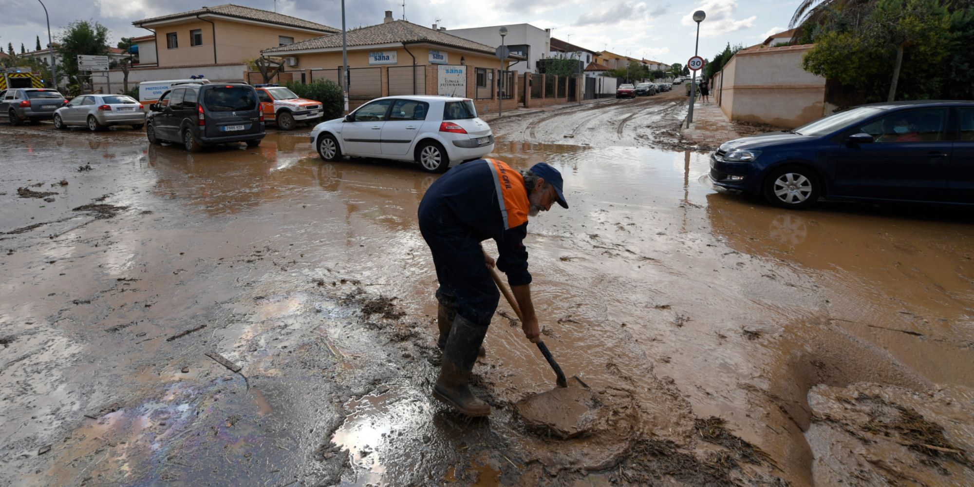 Espagne : un mort dans un immeuble affecté par les inondations de Valence