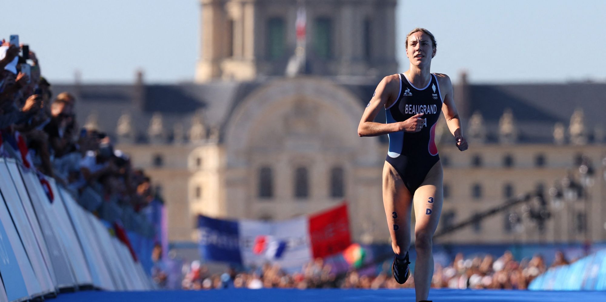 Triathlon : après l'or olympique, Cassandre Beaugrand sacrée championne ...