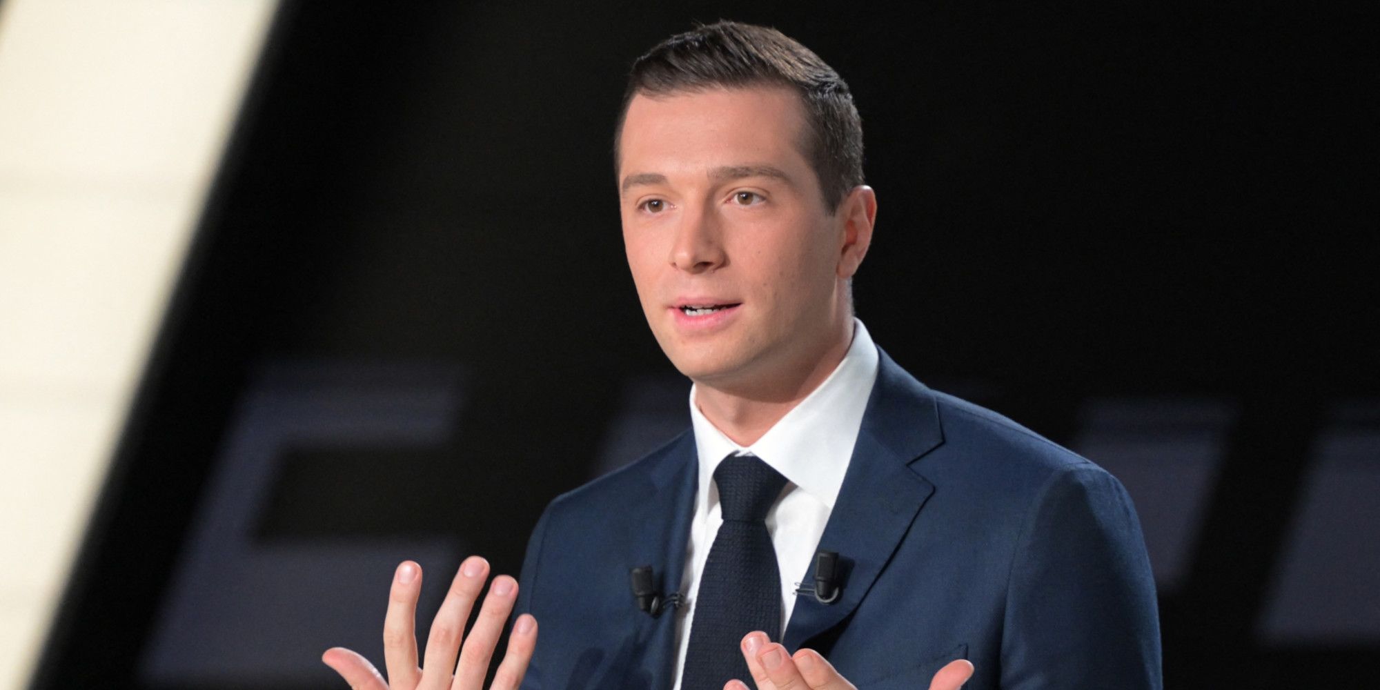 Jordan Bardella favorable au passage des fonctionnaires à trois jours ...