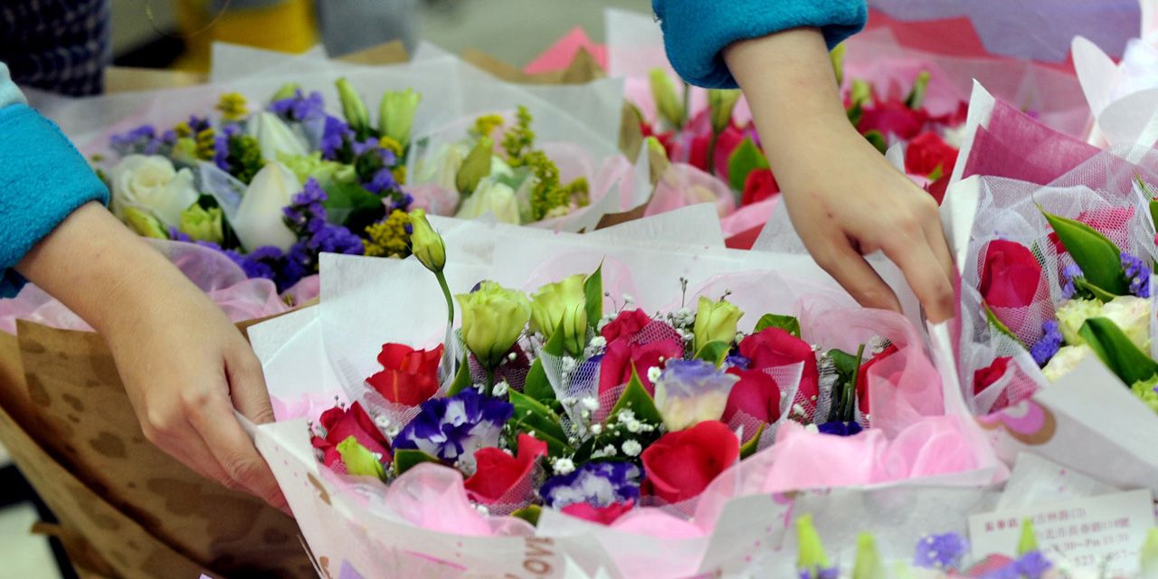 Saint-Valentin : cinq astuces pour conserver votre bouquet de fleurs le ...