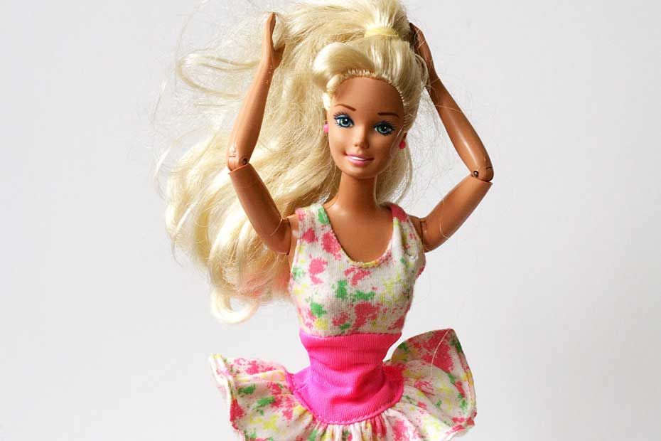Face aux critiques, Mattel défend bec et ongle sa Barbie
