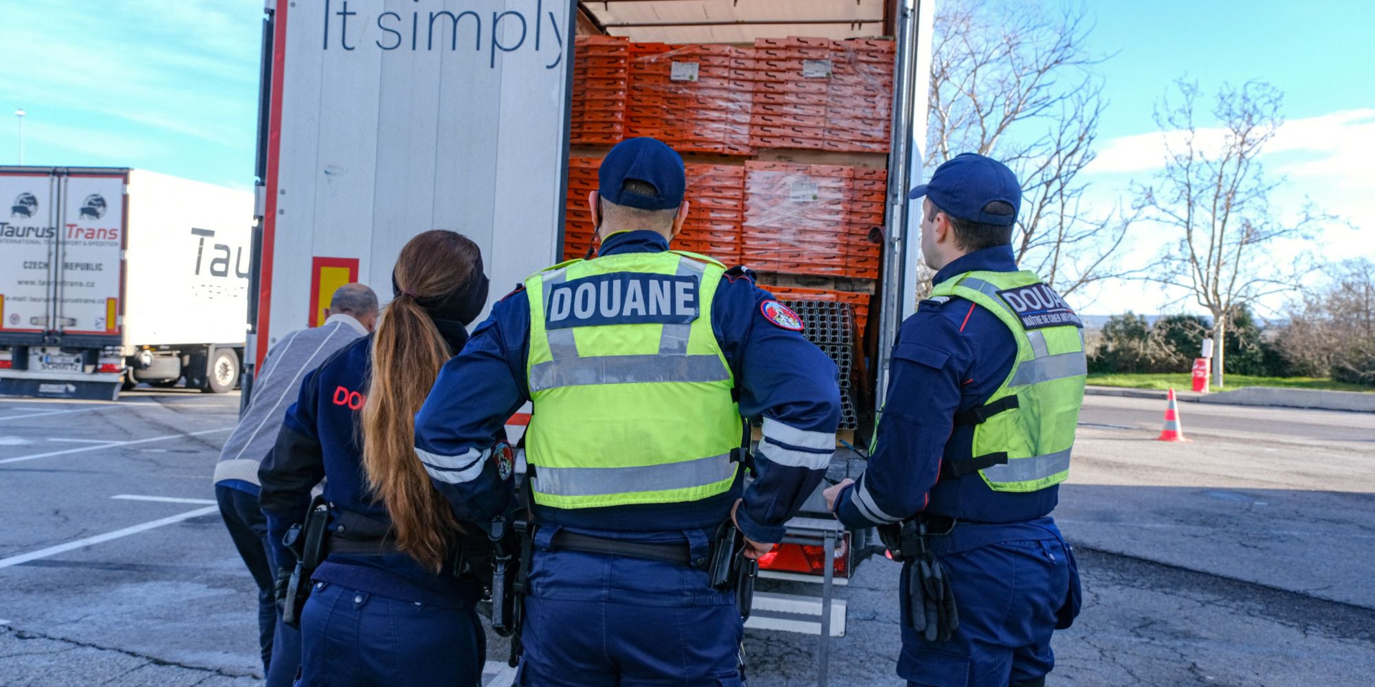 Les douanes ont saisi plus de 110 tonnes de drogues en France en 2024