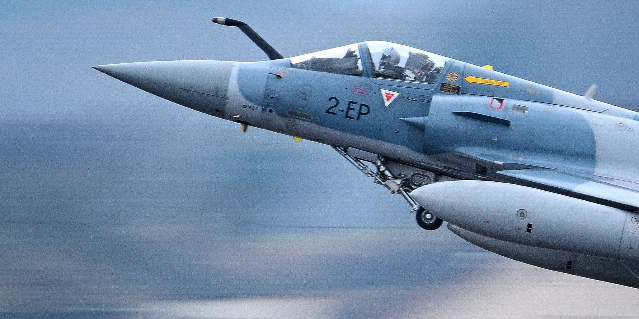 Crash d'un Mirage 2000 en Ukraine : les pilotes ont-ils été ...