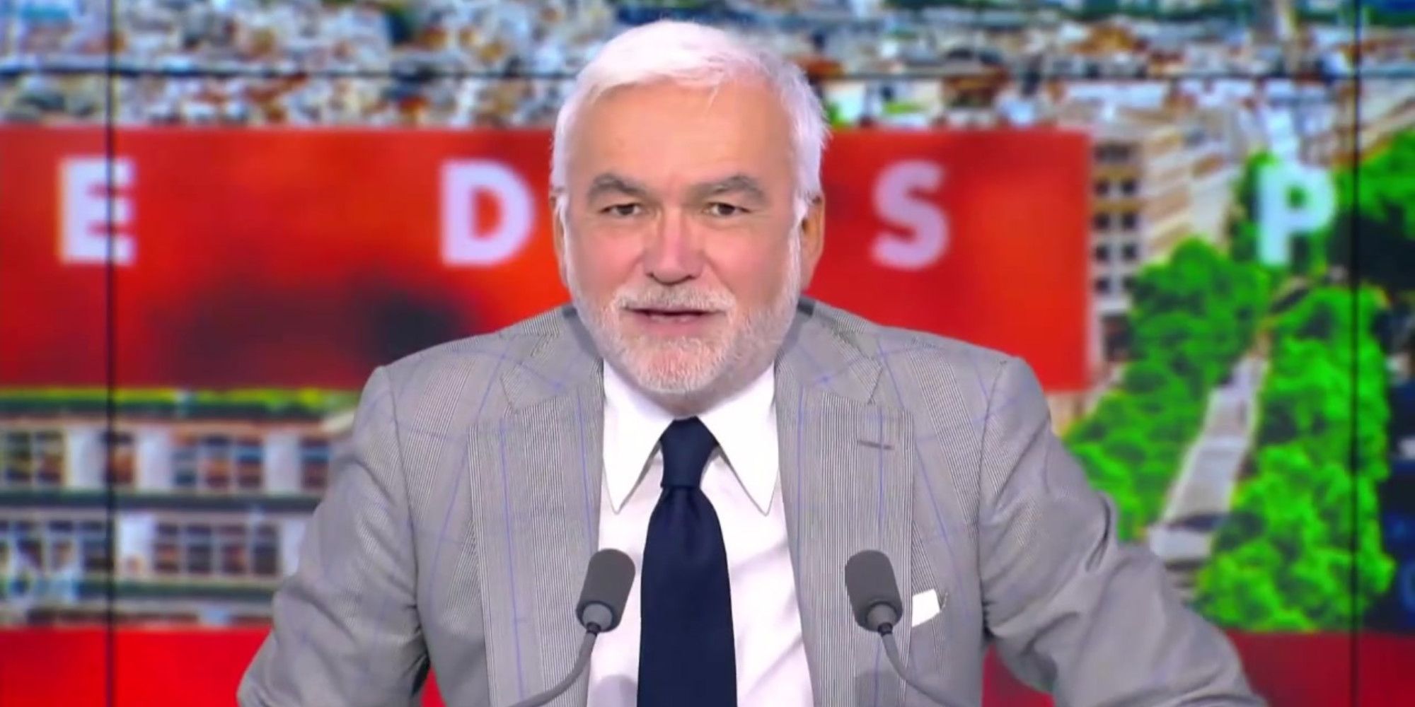 Édito Pascal Praud : «Matthieu Pigasse avance masqué avec la complicité du service public qui ...