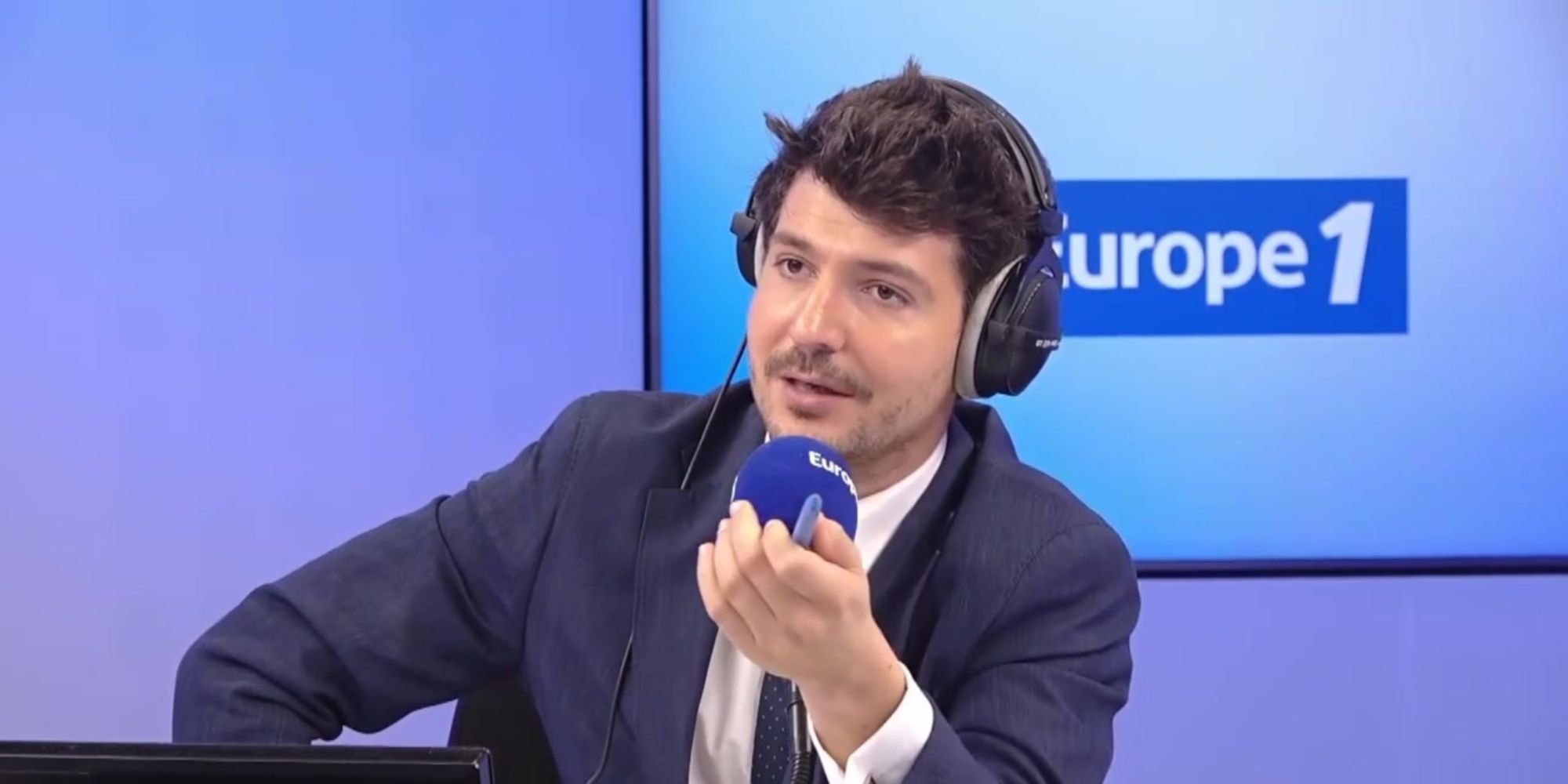 Pierre-Emmanuel Barré compare les forces de l'ordre à Daesh : «On s'est ...